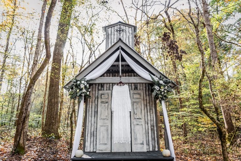 Fall Country Weddings - Marlee and Brock - Chapel in the Hollow