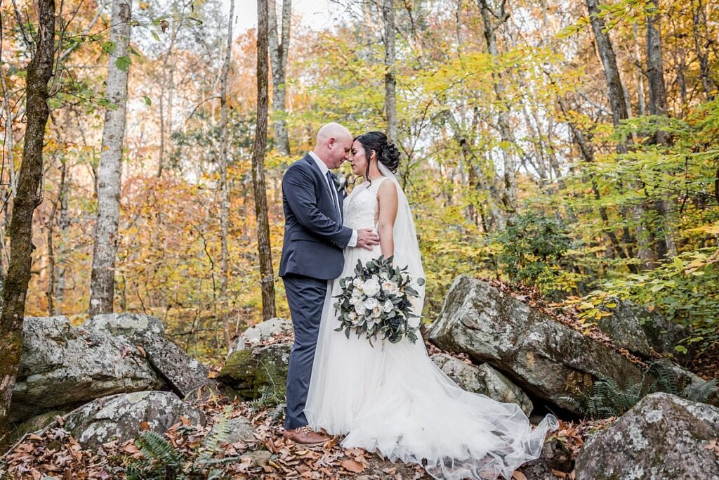 Tennessee Wedding in the Fall - Jenn and Darren - Chapel in the Hollow
