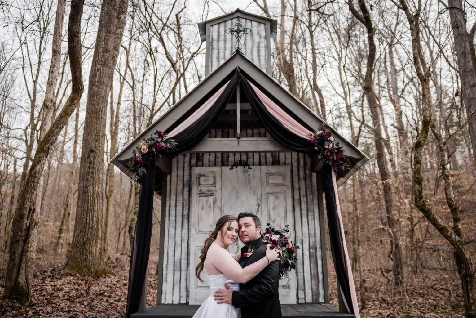 Lord of the Rings Inspired Micro Wedding - Teddy and Ryan - Chapel in ...