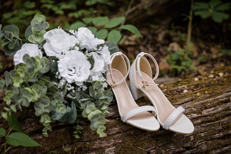 Midday Spring Micro Wedding - Rachel and Eric - Chapel in the Hollow