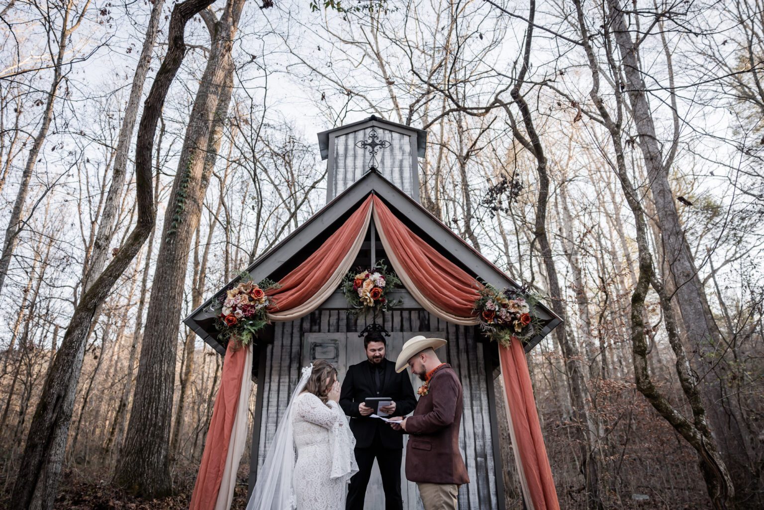 Evening Winter Elopement - Amber and Alex - Chapel in the Hollow