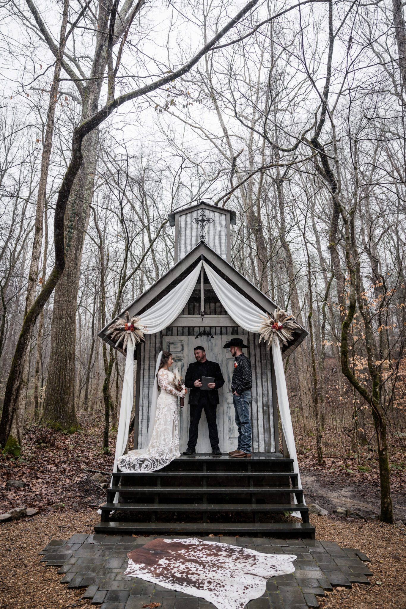 Western Boho Wedding - Abigail and Hunter - Chapel in the Hollow