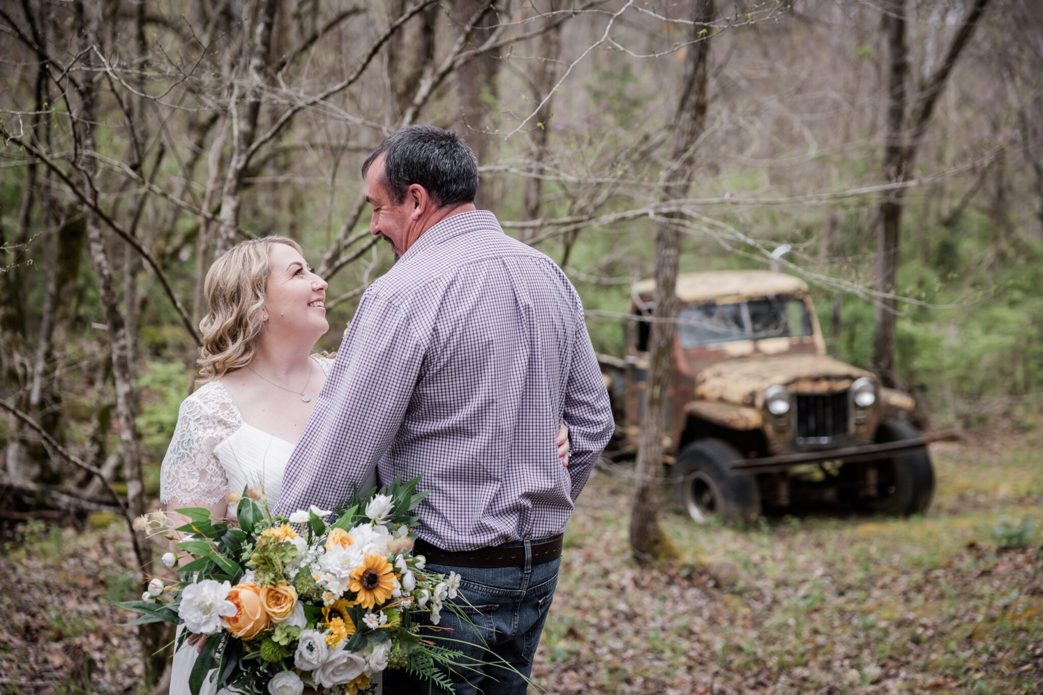 The Best Time of Year for a Wedding in the Smoky Mountains - Chapel in ...