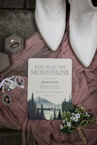 July Summer Wedding - Ashley and Kyle - Chapel in the Hollow