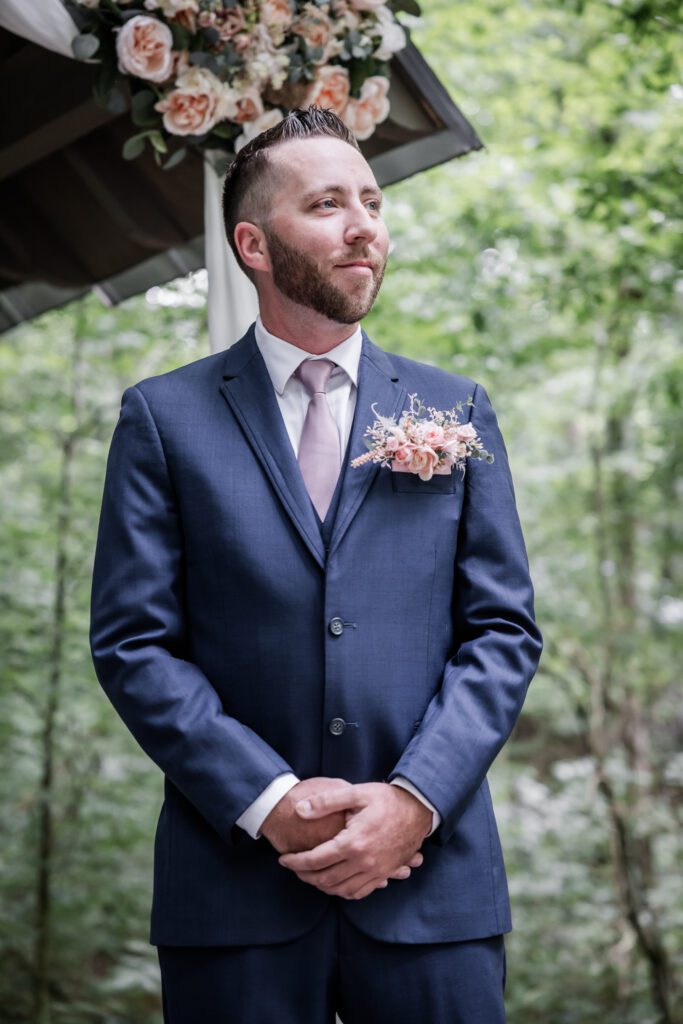 July Summer Wedding - Ashley and Kyle - Chapel in the Hollow