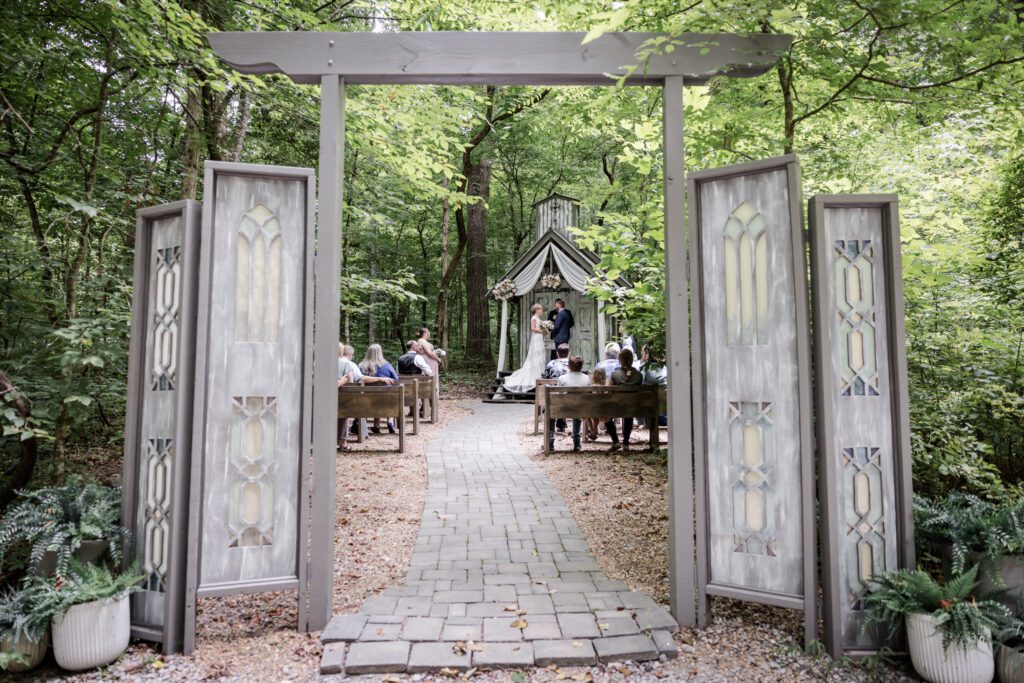 July Summer Wedding - Ashley and Kyle - Chapel in the Hollow
