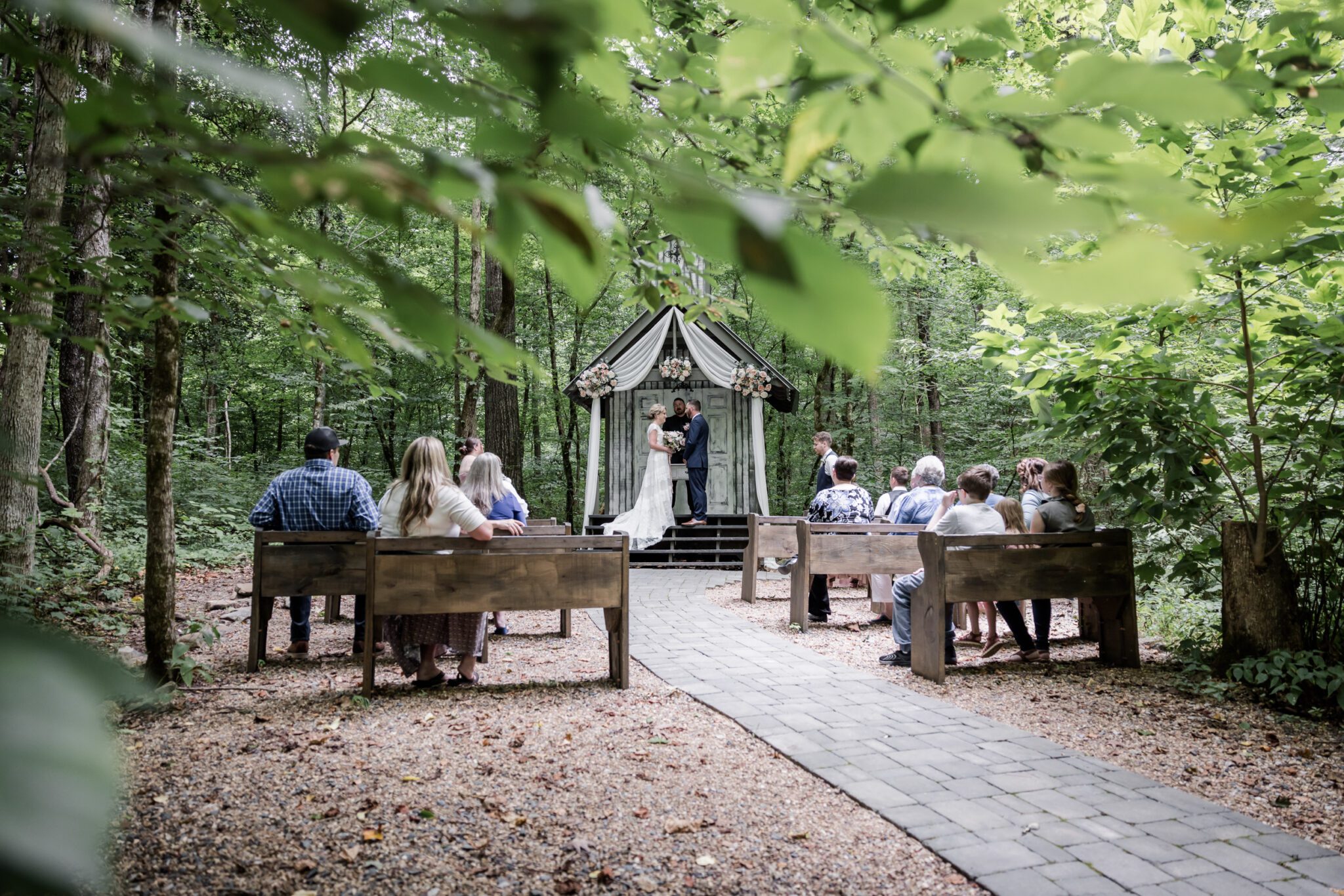 July Summer Wedding - Ashley and Kyle - Chapel in the Hollow