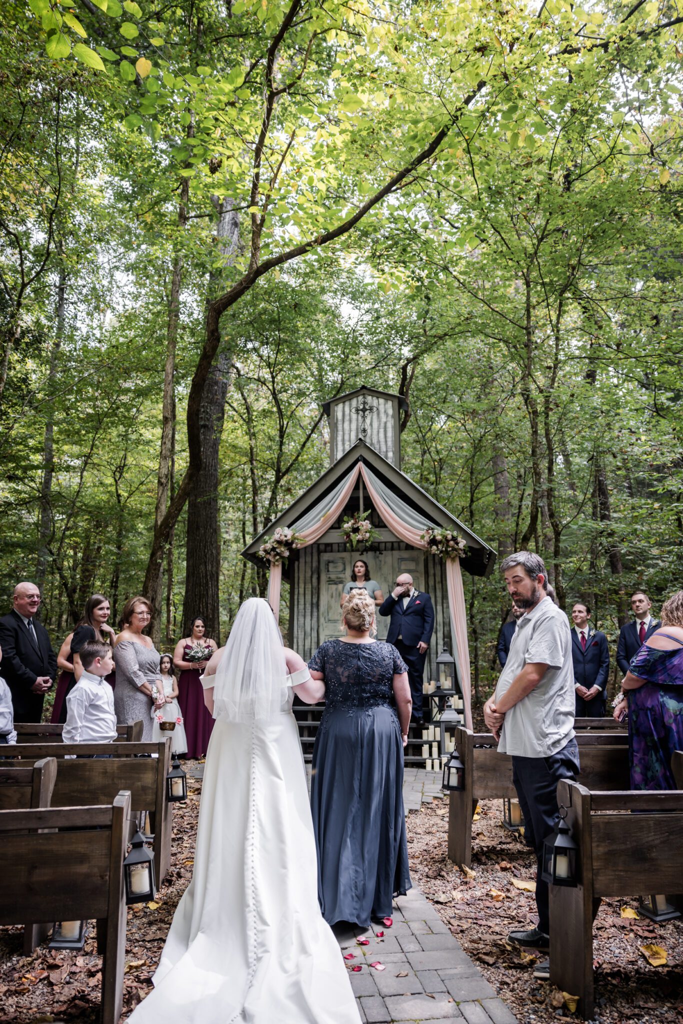 Intimate Fall Wedding - Shelbie and Jonathan - Chapel in the Hollow