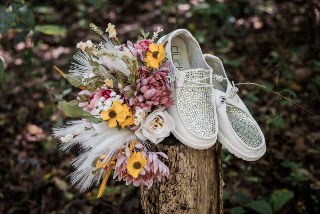 Neutral Fall Wedding - Brianne and Fredrick - Chapel in the Hollow