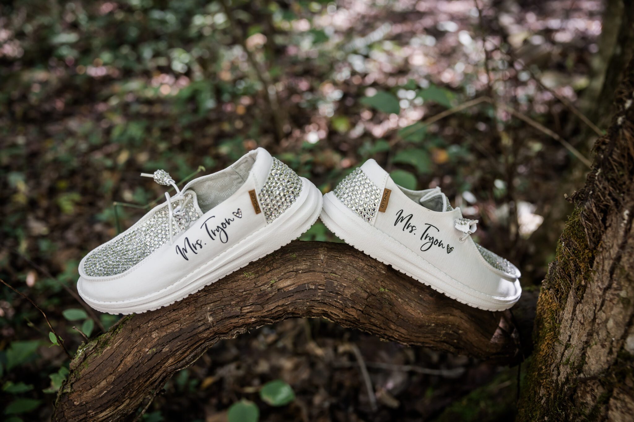 Neutral Fall Wedding - Brianne and Fredrick - Chapel in the Hollow