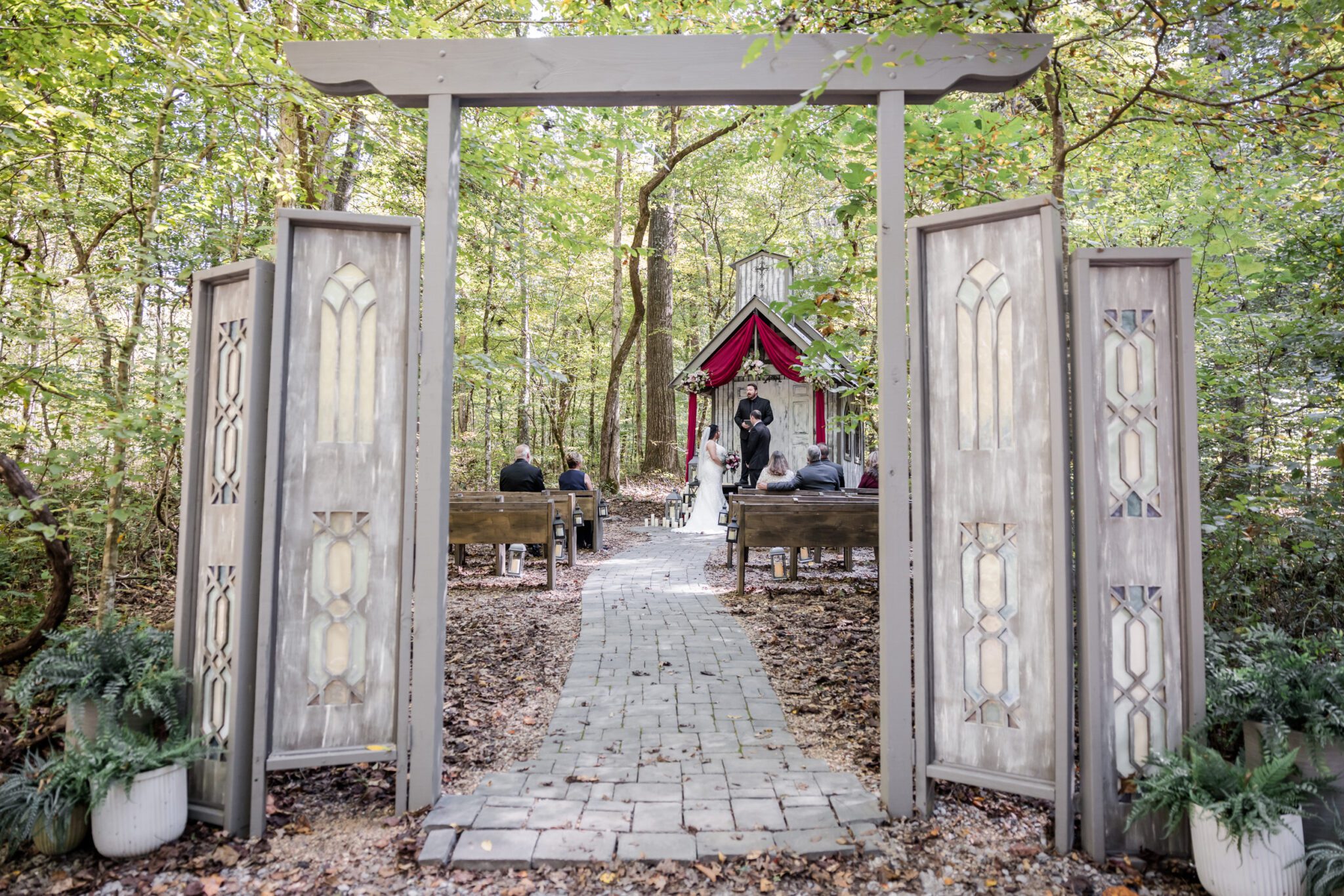 October Mini Wedding - Bree and Jeffrey - Chapel in the Hollow
