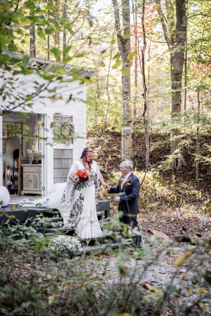 Woodland Wedding - Leslie and Jeremy - Chapel in the Hollow
