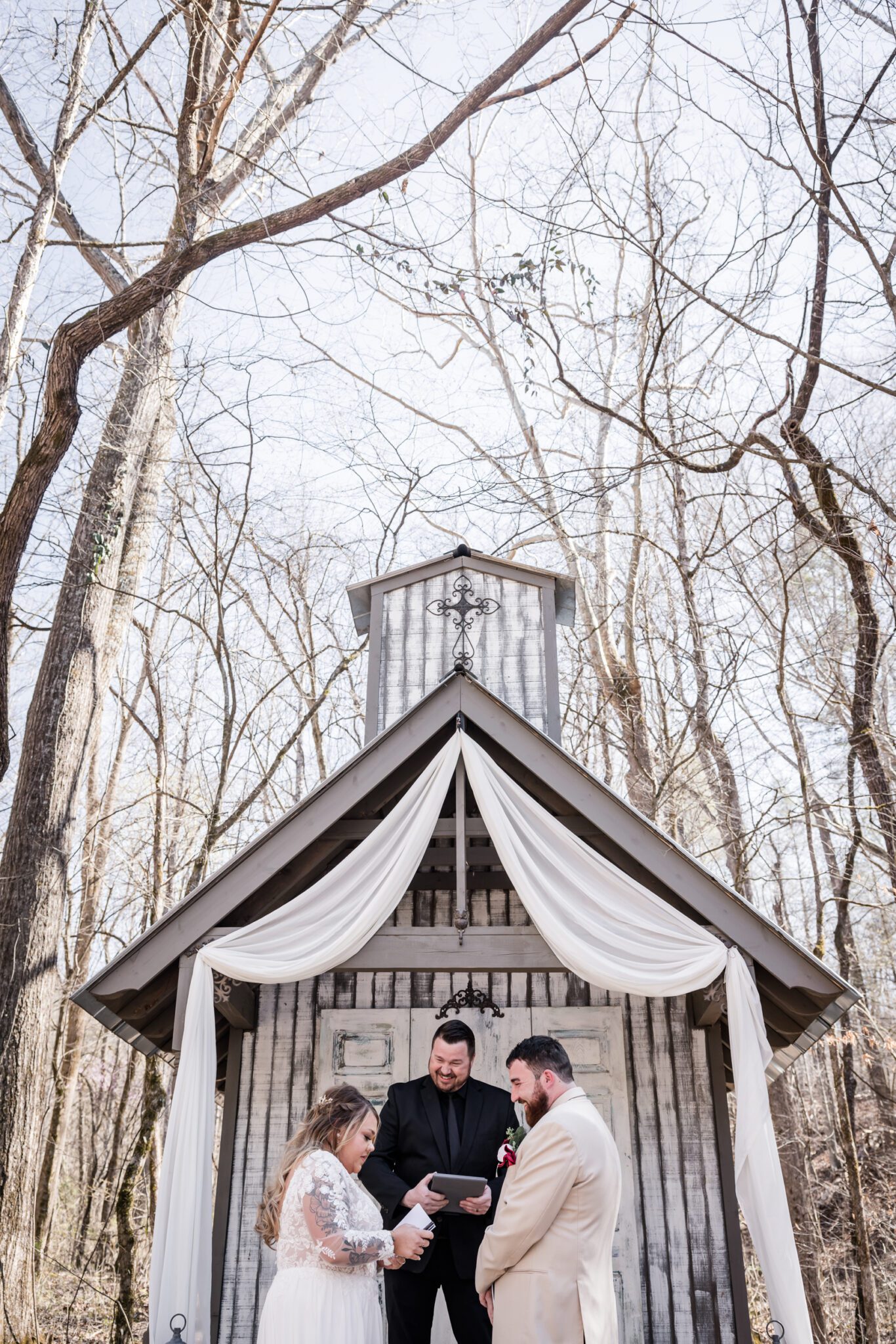 Spring Midday Micro Wedding - Chelsea and Nicholas - Chapel in the Hollow