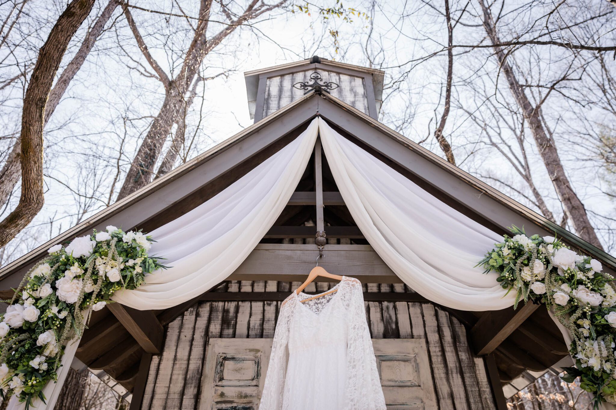 Relaxed Spring Intimate Wedding - Haley and Travis - Chapel in the Hollow