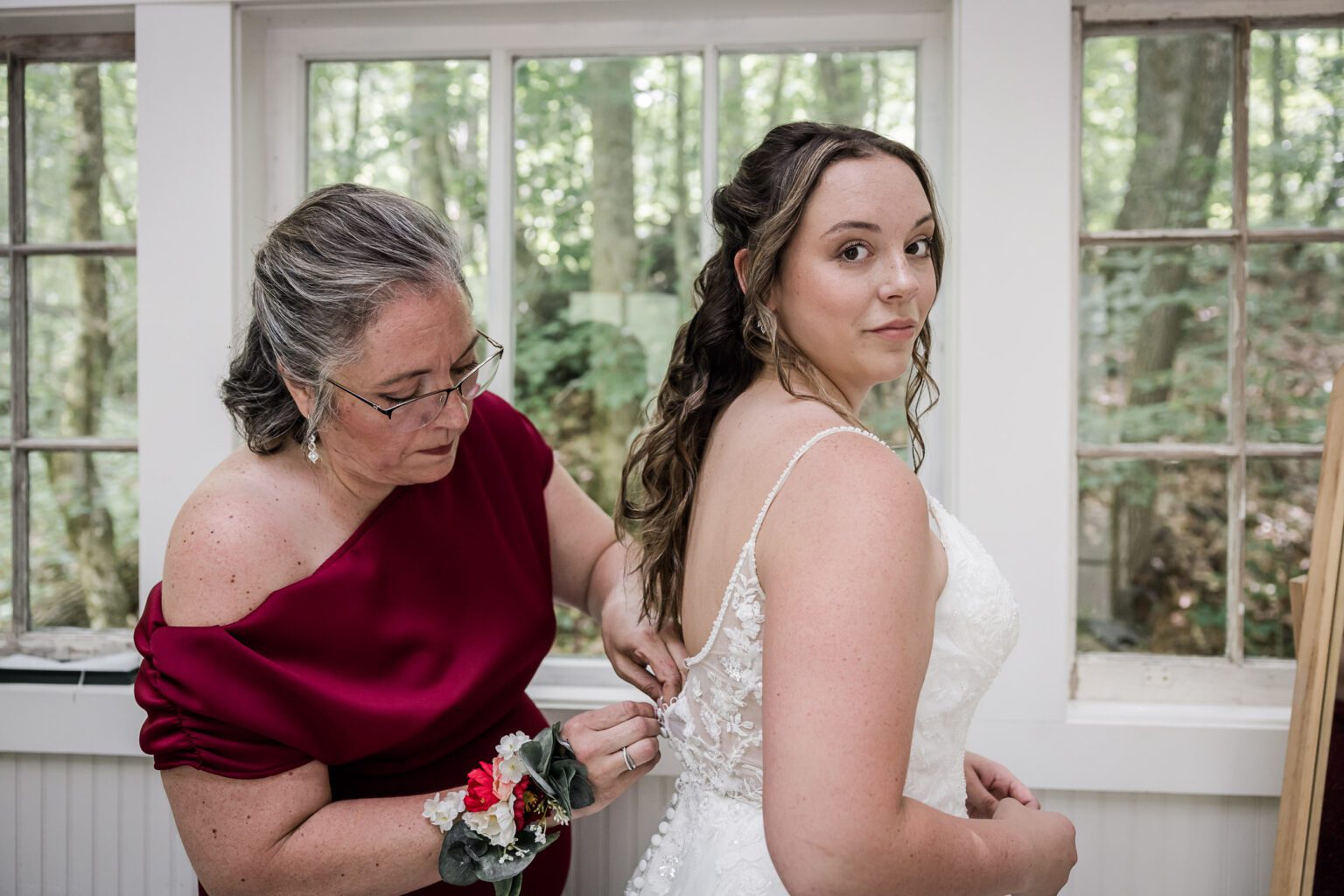 Southern Micro Wedding - Rebecca and Michael - Chapel in the Hollow